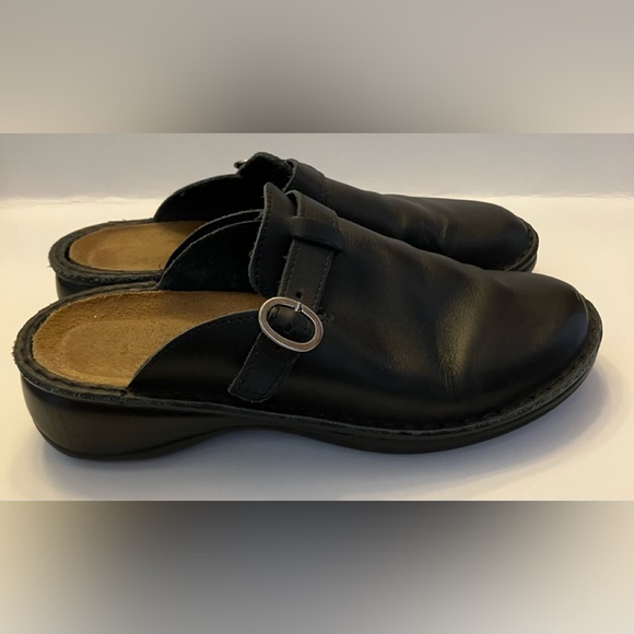 Naot | Shoes | Naot Black Clog Size 4 Silver Adjustable Buckle Good ...